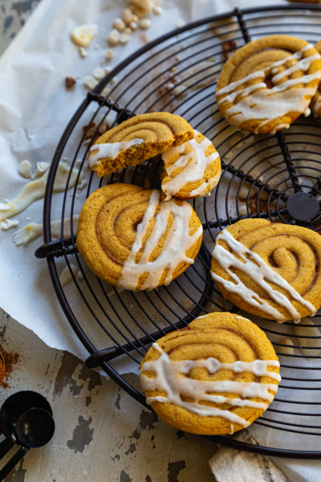 Pumpkin Spice Pinwheel Cookies - Homemade Home